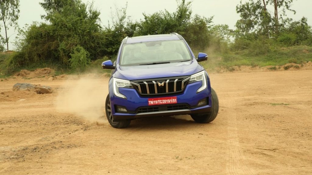XUV 700 Ultimate Test | Off Roading - Power On Wheel